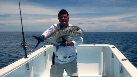 Giant Trevally ( Caranx ignobilis ) | Fishing The Philippines